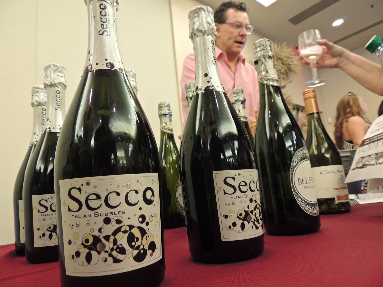 Scottsdale Daily Photo: Photo: Corks & Cactus Wine Tasting