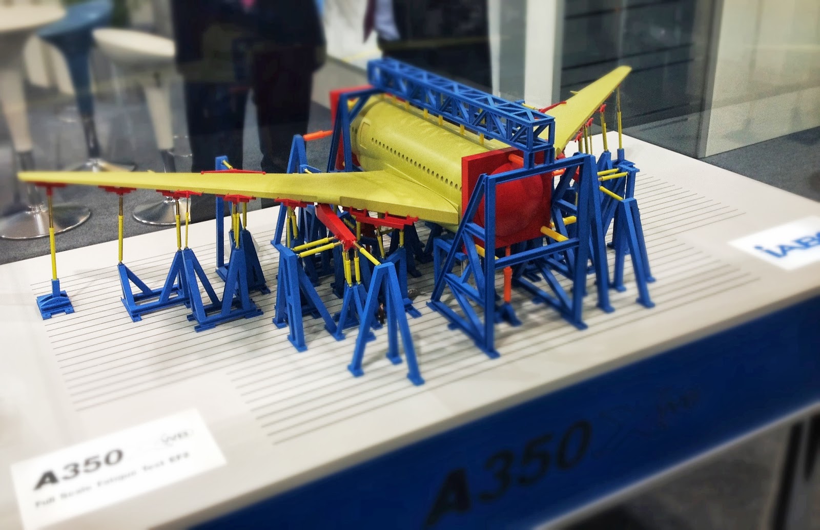 A350 XWB News: EF2 fatigue test at IABG waits for the wings