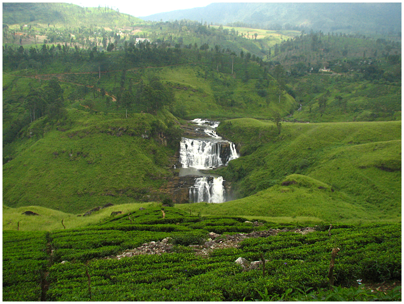 Asian Paradise - Sri Lanka: St.Clair waterfall