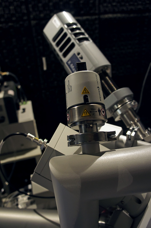 Microworlds: Big microscopes