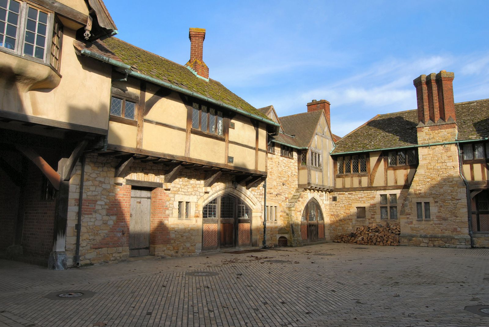 HEVER CASTLE |The Garden of Eaden
