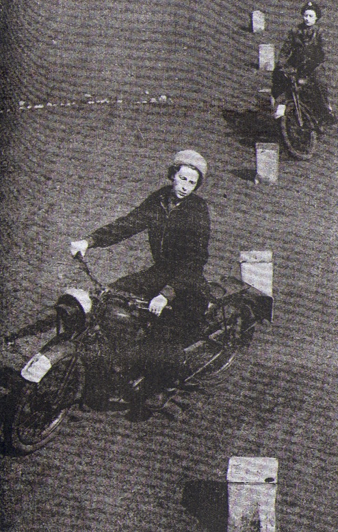 girl in a gale: HRH Queen Elizabeth