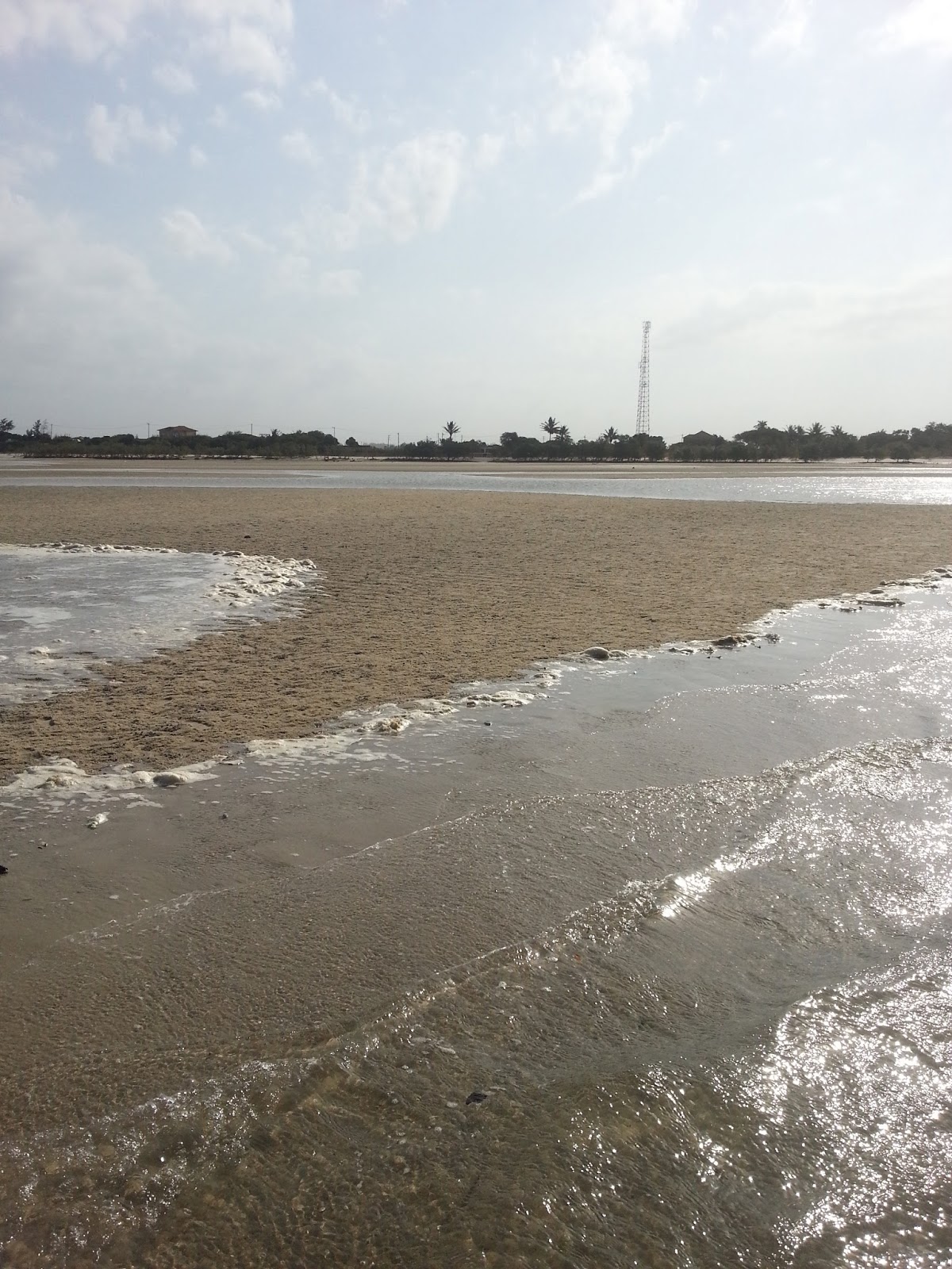 SandiSplash: A stroll through the beaches of Maputo