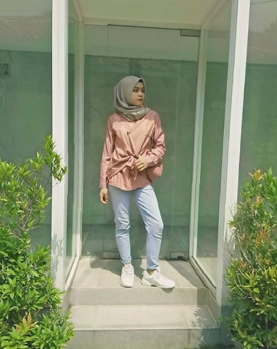√ 39 Model Hijab Kekinian yang Paling Kece dan Gaul ala Anak Muda ...