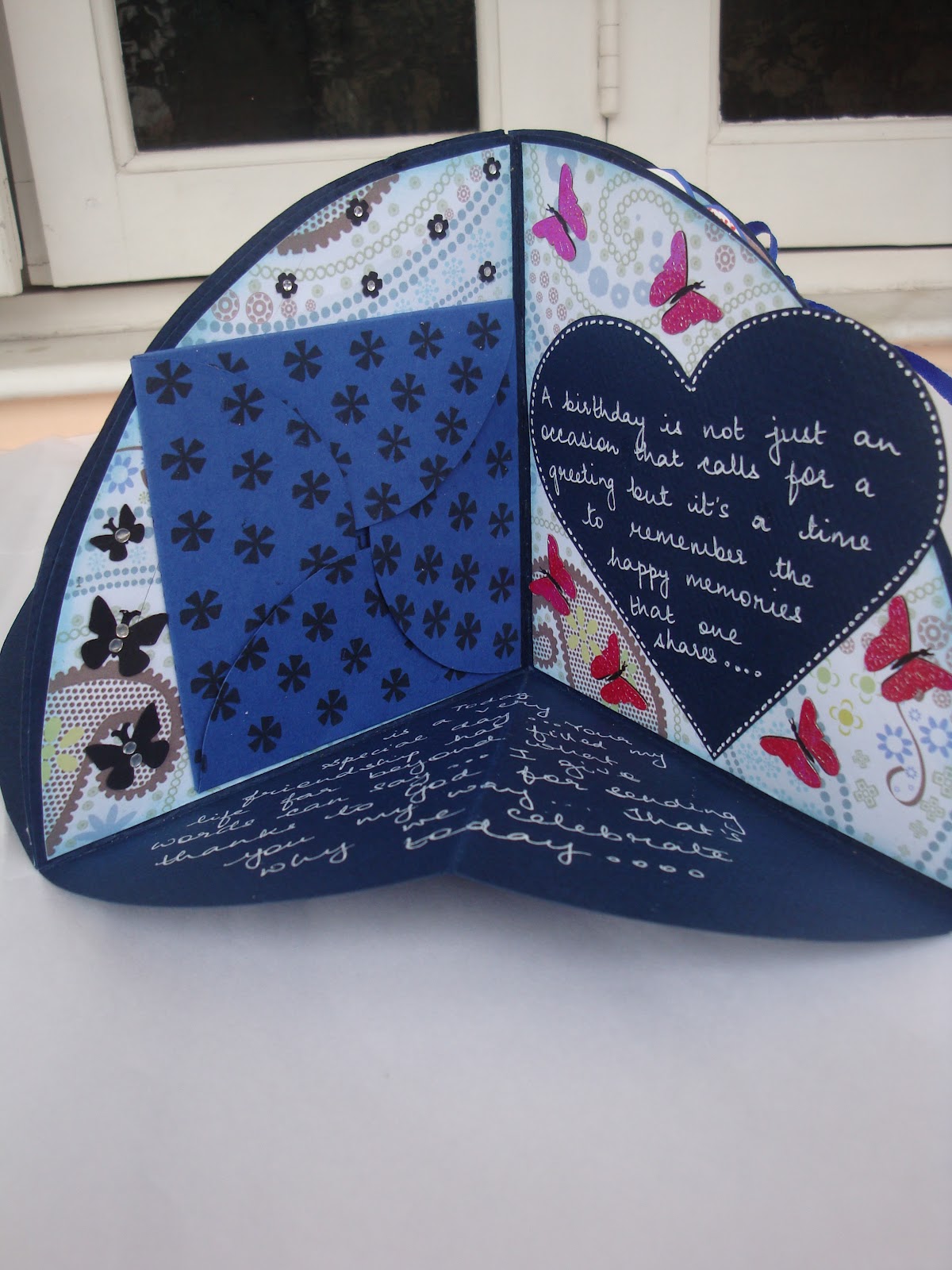 Something Sassy: circle flip book-take 2