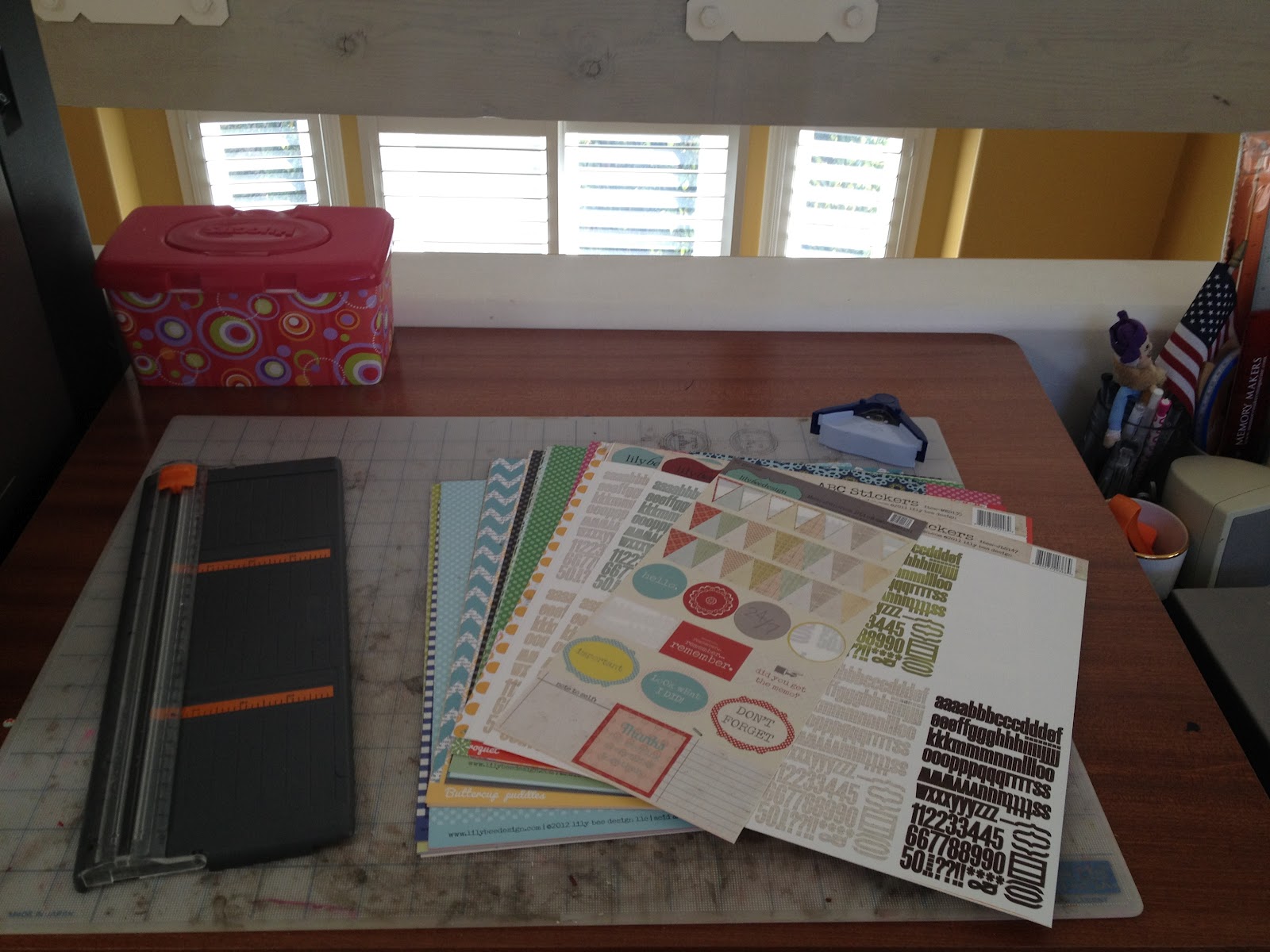 lily bee: Guest Designer's Space: Lisa VanderVeen