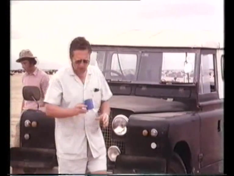 ΒΑΡΑΤΕ ΠΡΙΝ ΣΑΣ ΒΑΡΕΣΟΥΝ - KILL OR BE KILLED