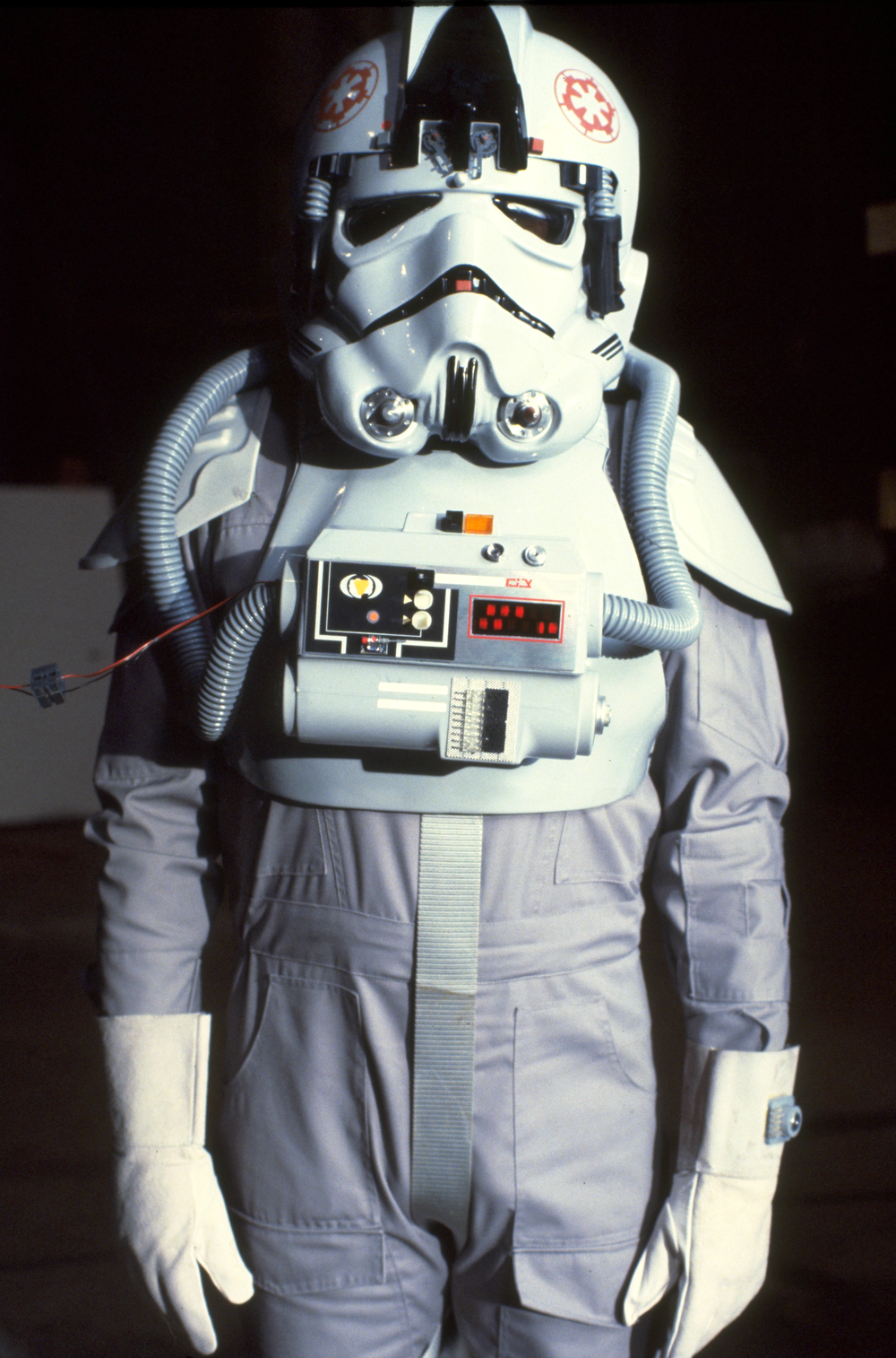 Steve's Toy Room: Kotobukiya ARTFX+ AT-AT Driver Figure Review