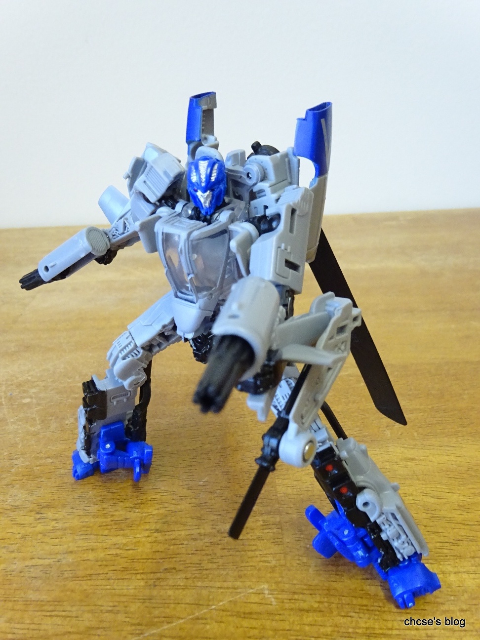 ChCse's blog: Toy Review: Transformers Generations Studio Series ...