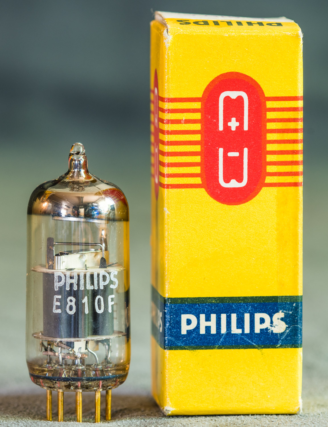 VinylSavor: Tube of the Month : The E810F