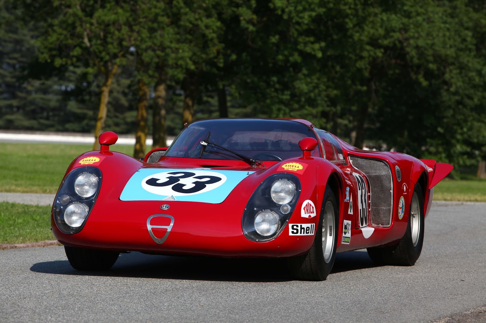 Legendary Race Cars: Alfa Romeo Tipo 33/2 "Daytona" (1968)