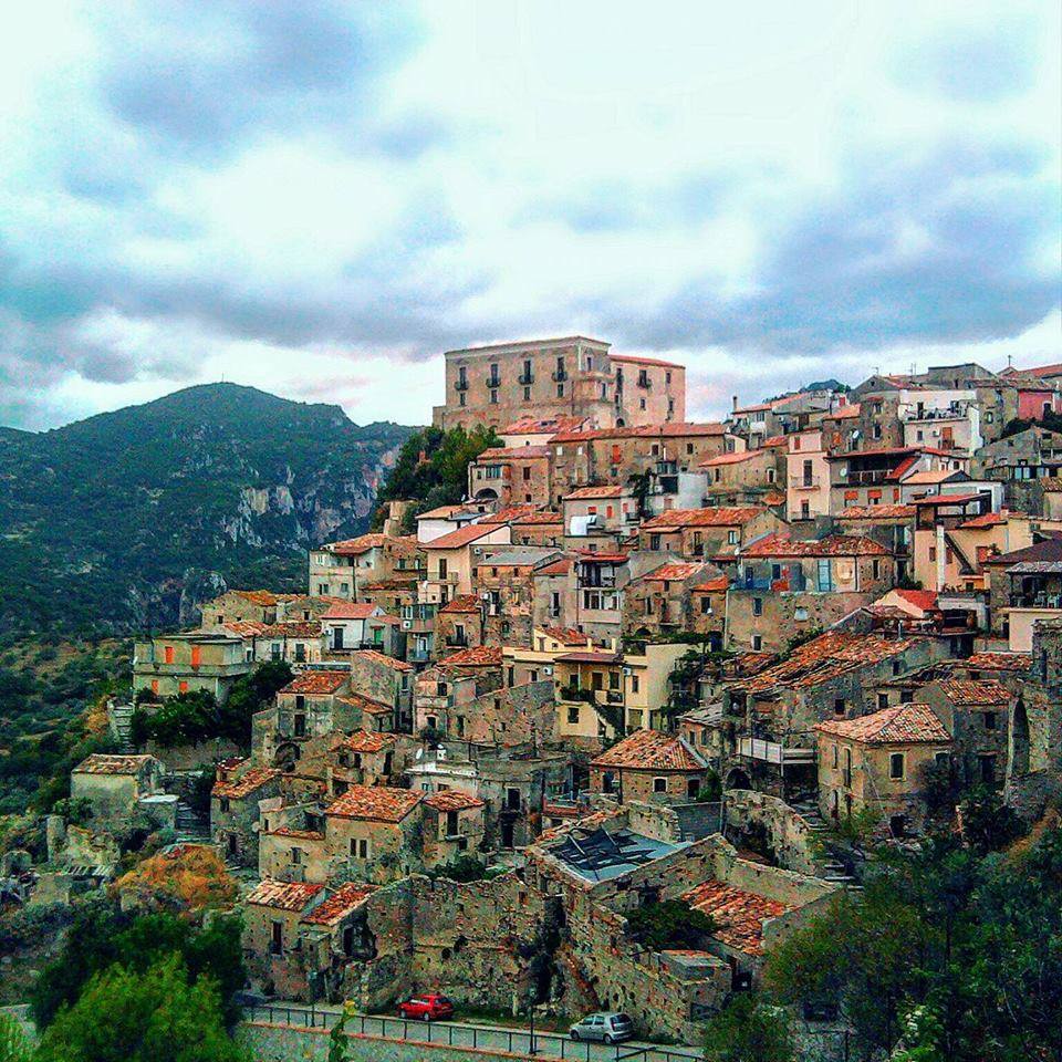 Placanica RC. Attraente e poco conosciuto borgo medievale della locride ...