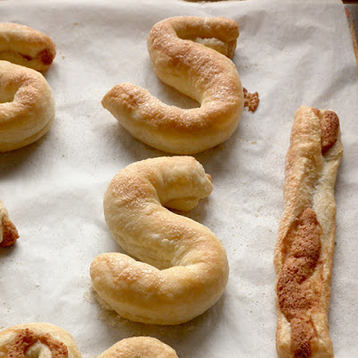 Food Pusher: Dutch Letters