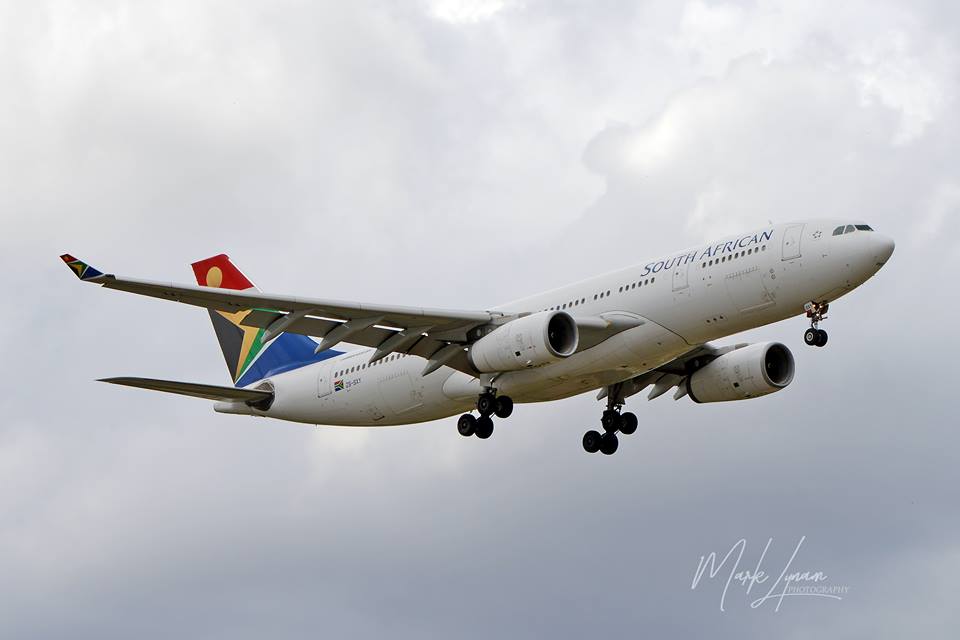 Perth Airport Spotter's Blog: South African Airways A330-243 ZS-SXY ...