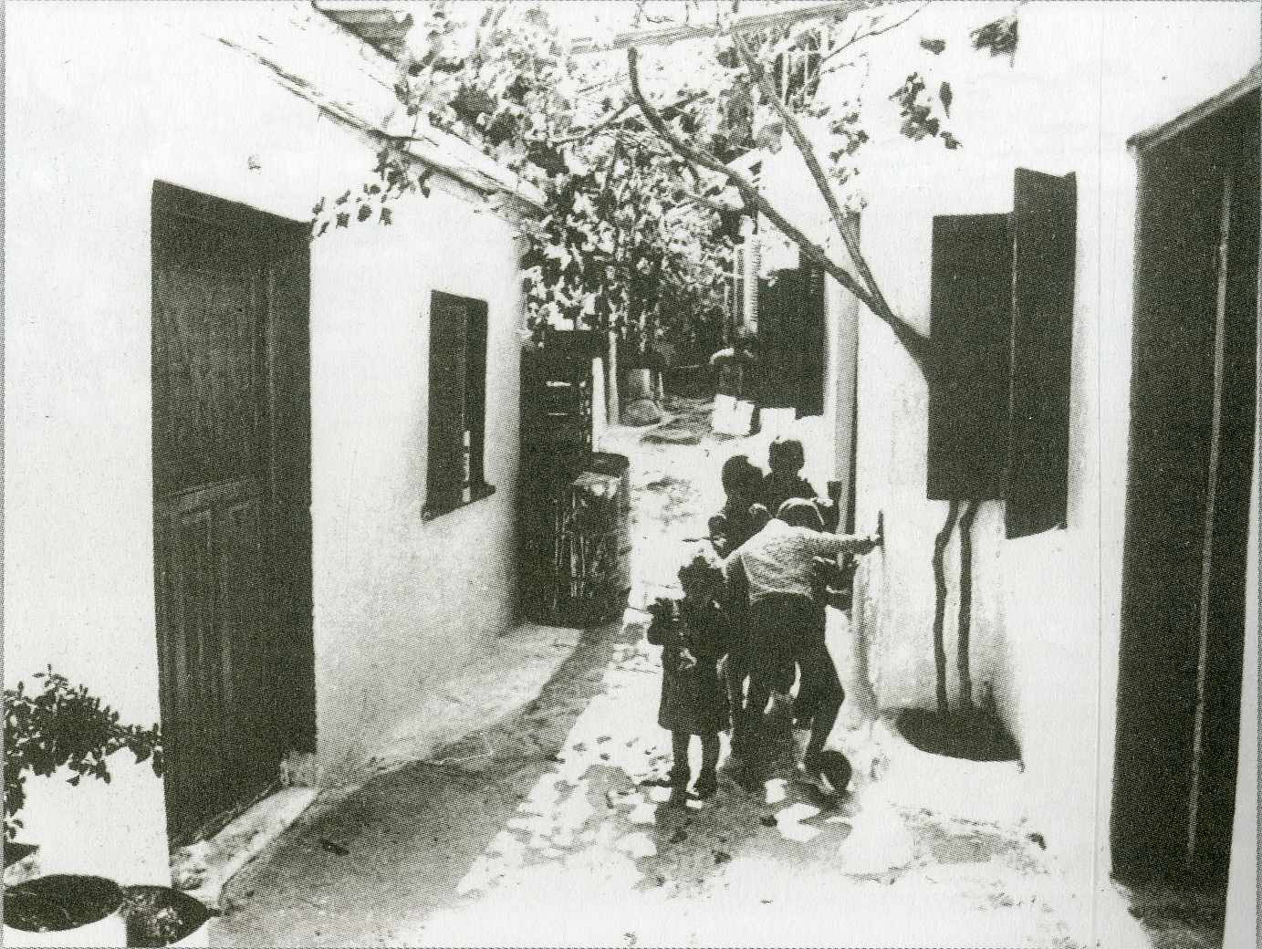 Δραπετσίνι ...: ΜΙΑ ΦΟΡΑ ΚΙ ΕΝΑΝ ΚΑΙΡΟ ΗΤΑΝ ΜΙΑ ΠΟΛΗ…