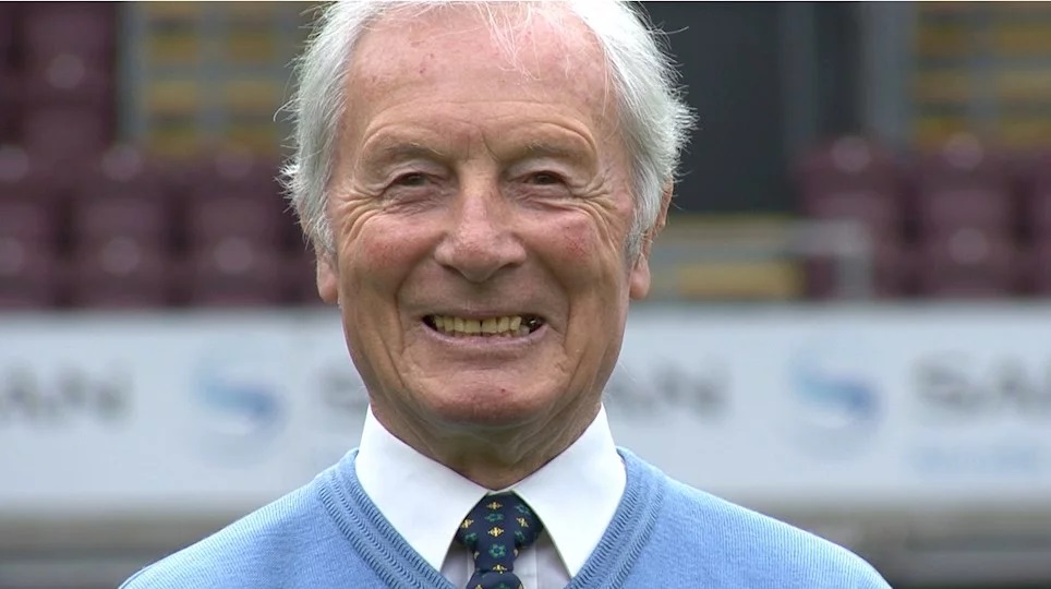 Death of a legendary Baller; Jimmy McIlroy dies aged 86 - Gist Matters