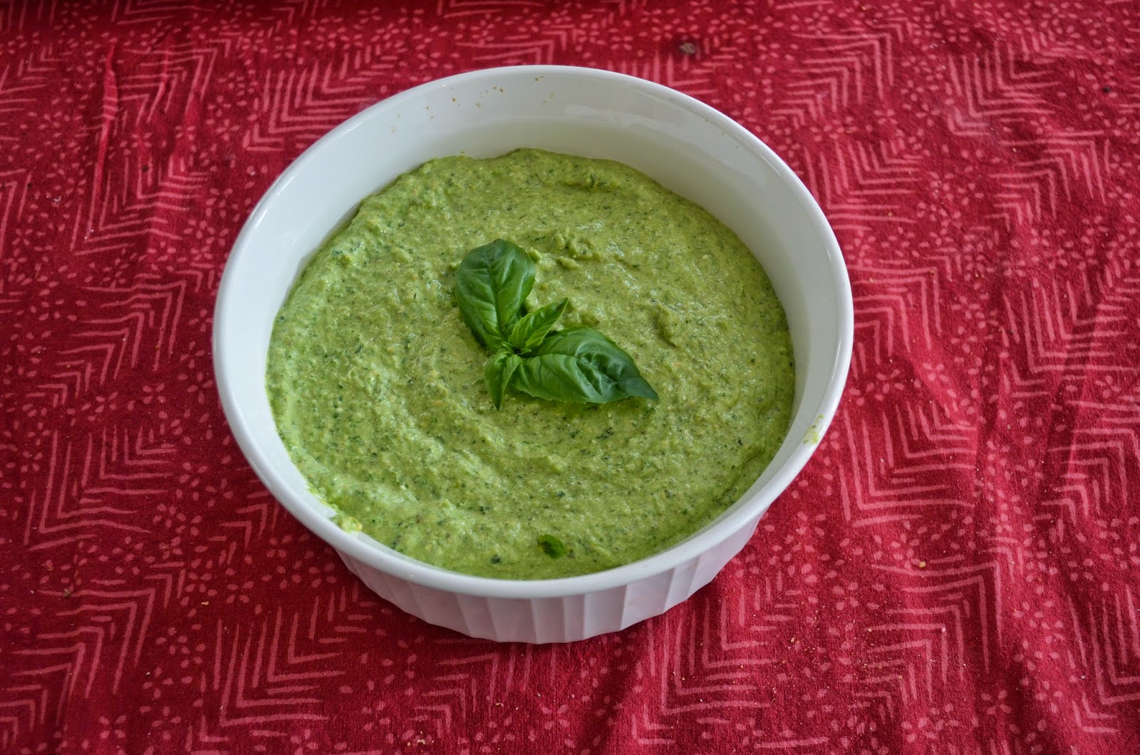 Eat Like a Roman!: Mixtura, Moretum, and the New York Times