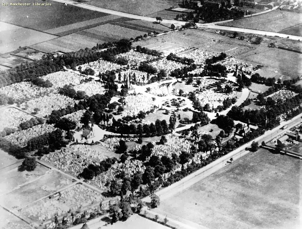 In Good Company - Southern Cemetery, Chorlton cum... - Tunnelbreeze
