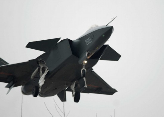 China's stealth fighter prototype, the J-20, flaunts its landing gear ...