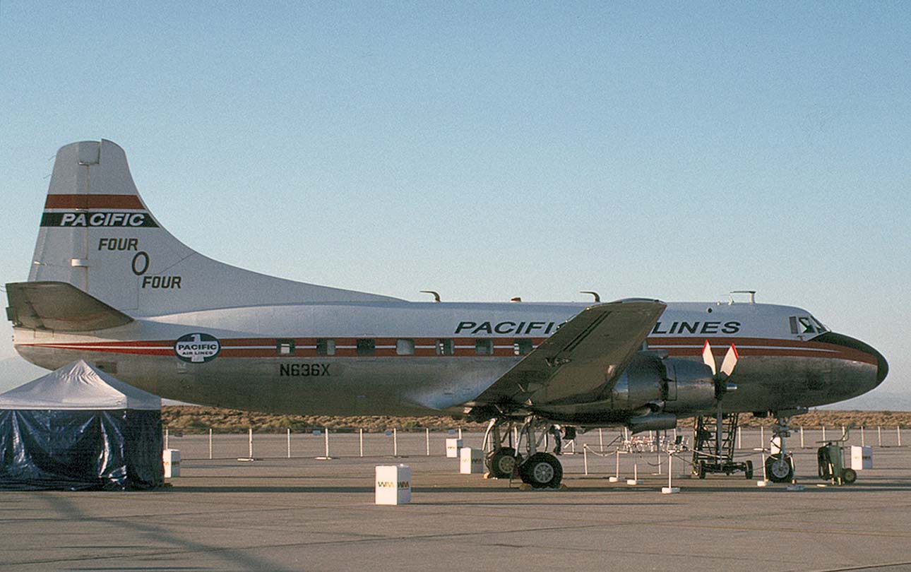 nhungdoicanh: Martin 4-0-4