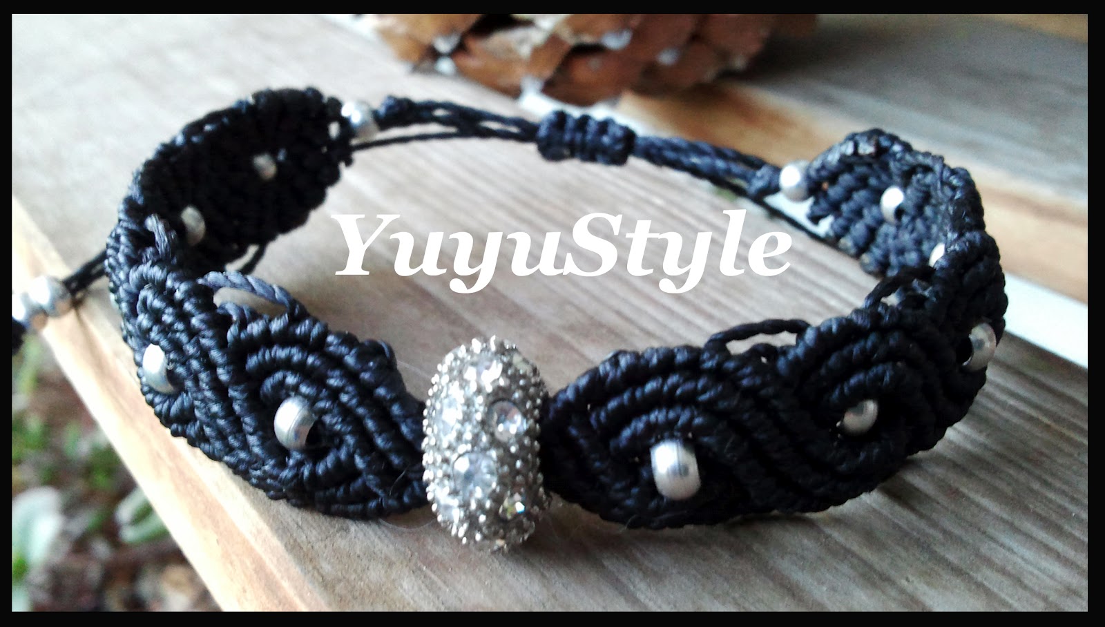 Yuyu Style _ Macramé y más: Pulseras ochos en macramé con bolas de zamak