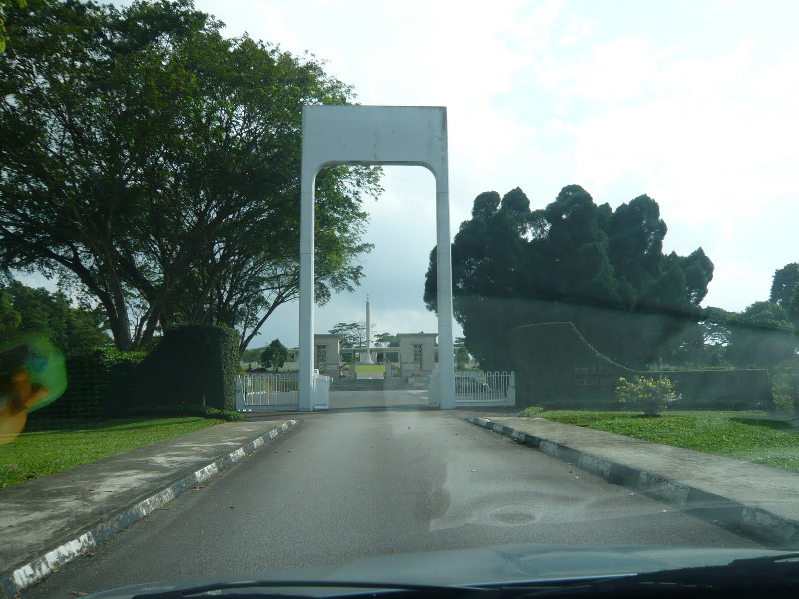 Singapore Local Tour: Educational Tour- Kranji War Memorial