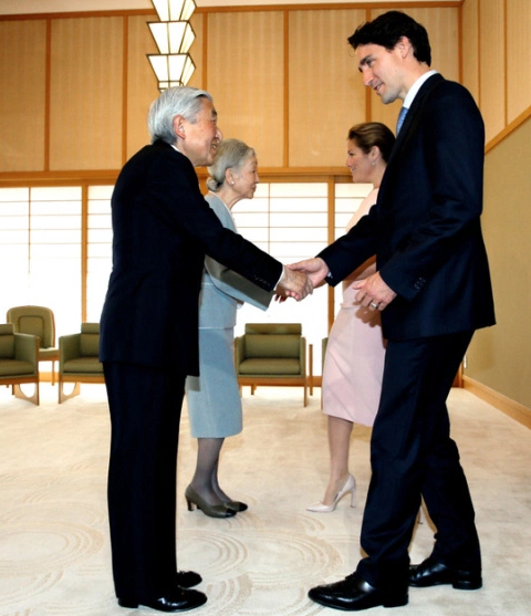 Blue Blood: Marie-Chantal, Pavlos i Maria Olympia na premierze, bajka z ...