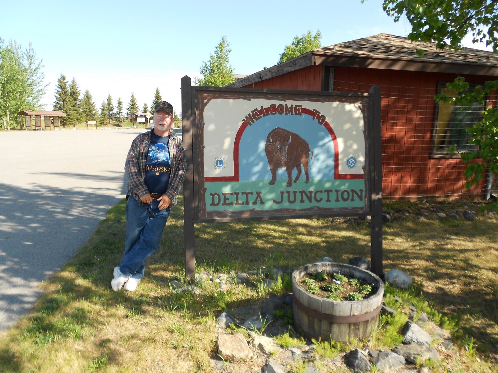 Hall's America Experience: Alaska-We finally make it!