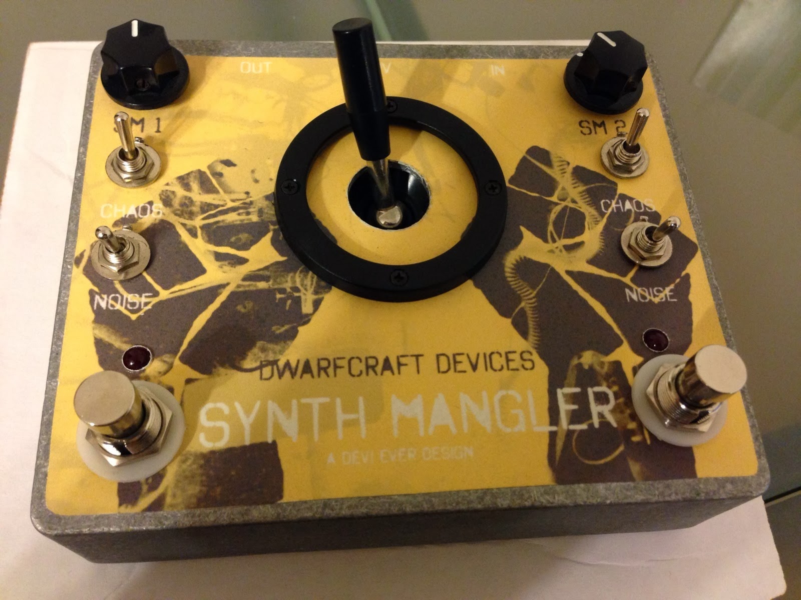 MATRIXSYNTH: Dwarfcraft Devices Synth Mangler Pedal