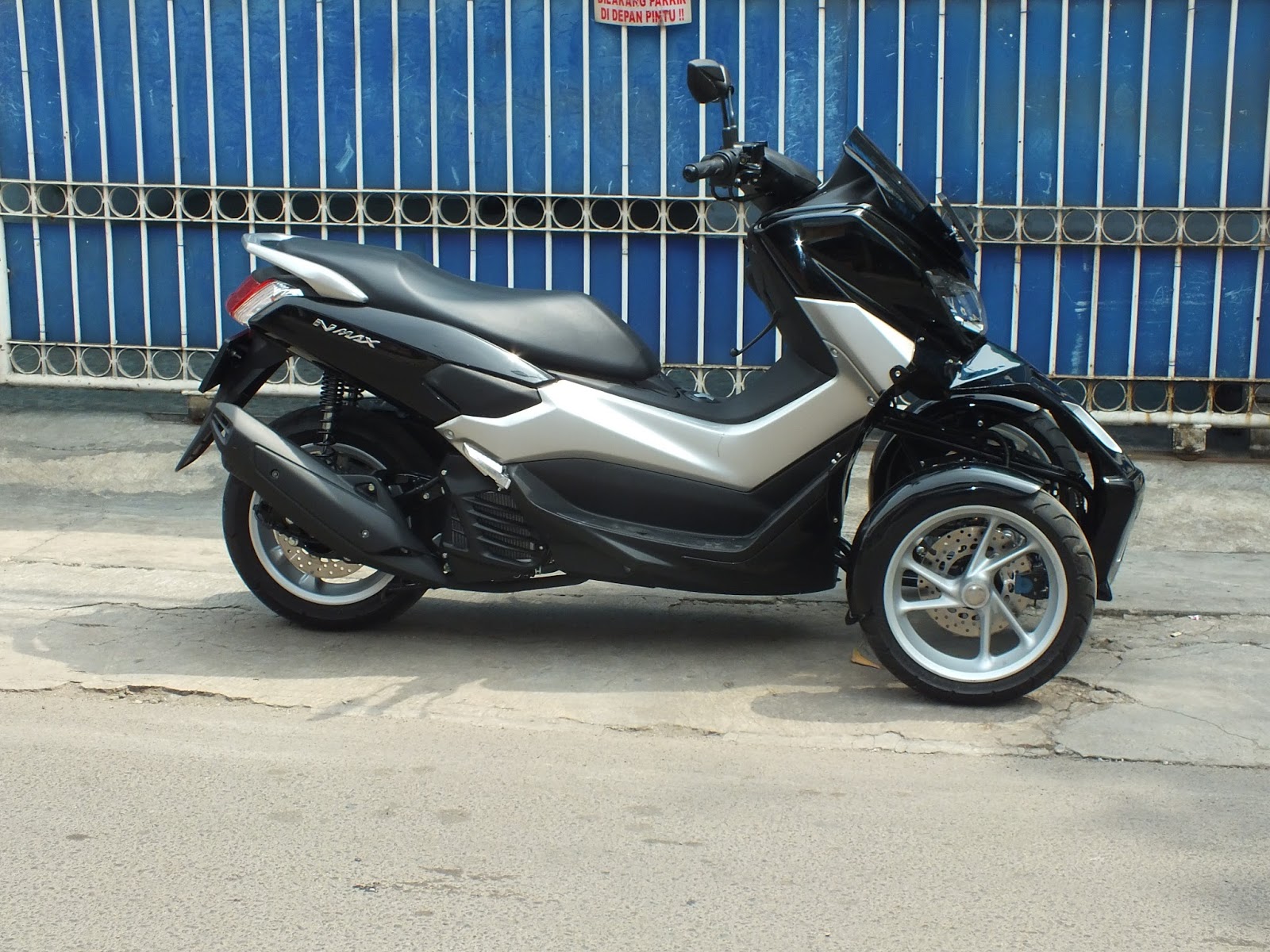 Oracle Modification Concept: YAMAHA NMAX RODA 3 TIL TING HI TECH Modif ...