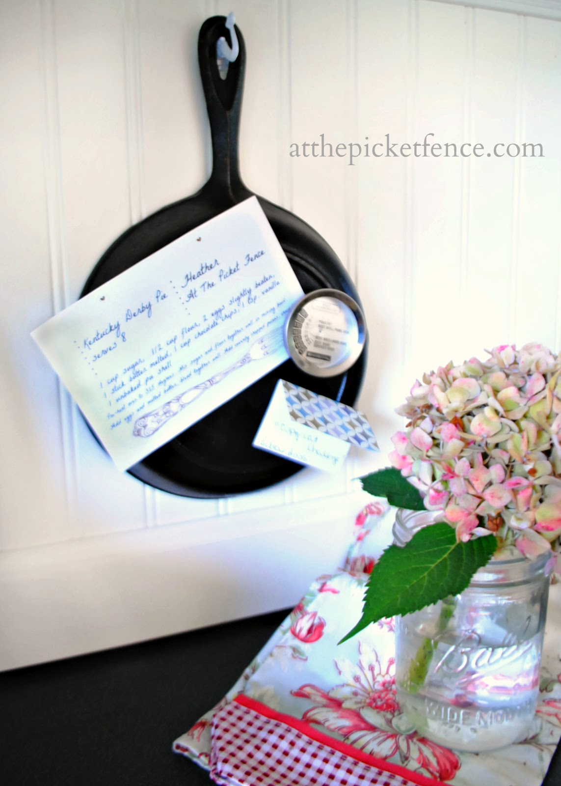 Cast Iron Skillet Memo Board-Copy Cat Challenge