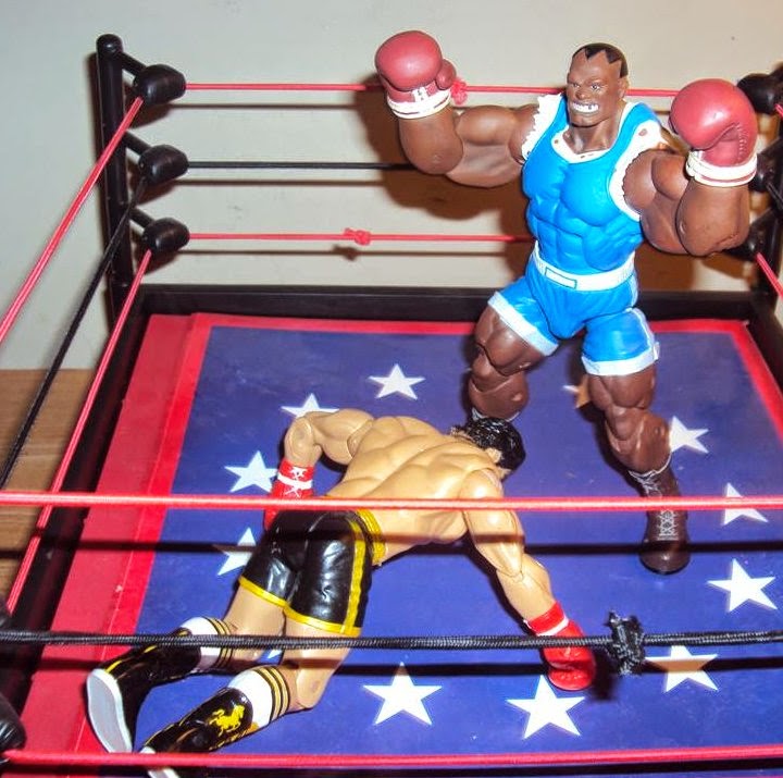 Action Figure Imagery Toy Reviews: Rocky Balboa .VS. Balrog in a Boxing ...