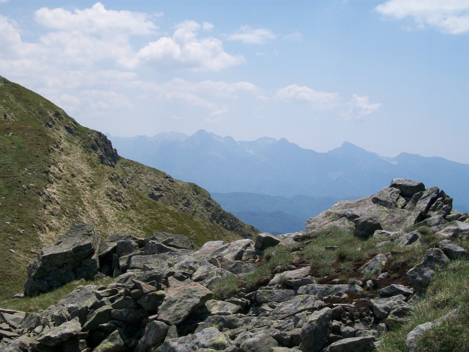 Una montagna di foto: Monte Acuto (m.1756)