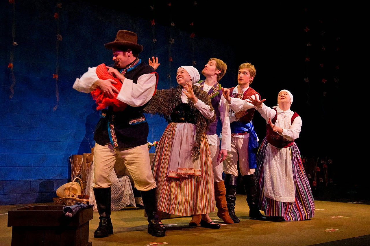 Rave and Pan: The Floating Dolls, Talespinner Children's Theatre