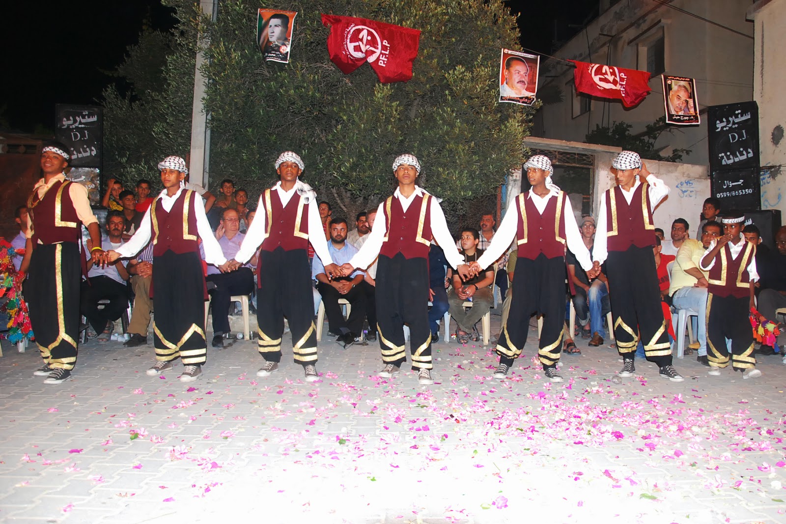 Deborah y Enzo: ¿QUE ES EL DABKE? (PARTE 1)