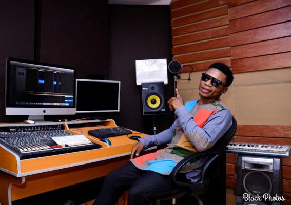 Rapper Vic O releases new promo photos