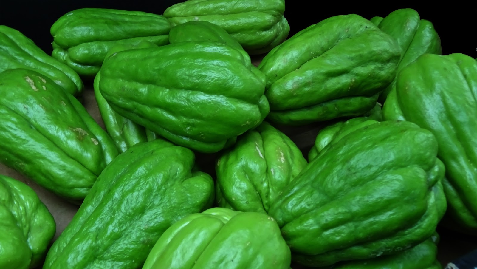 NixPages: FRIDAY GREENS #22 - CHOKOES