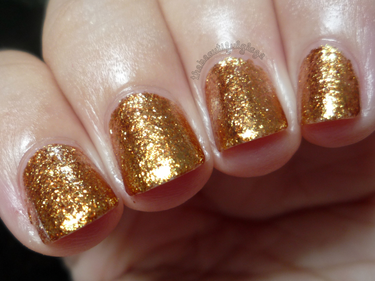 The Beautiful Glaze: OPI GoldenEye