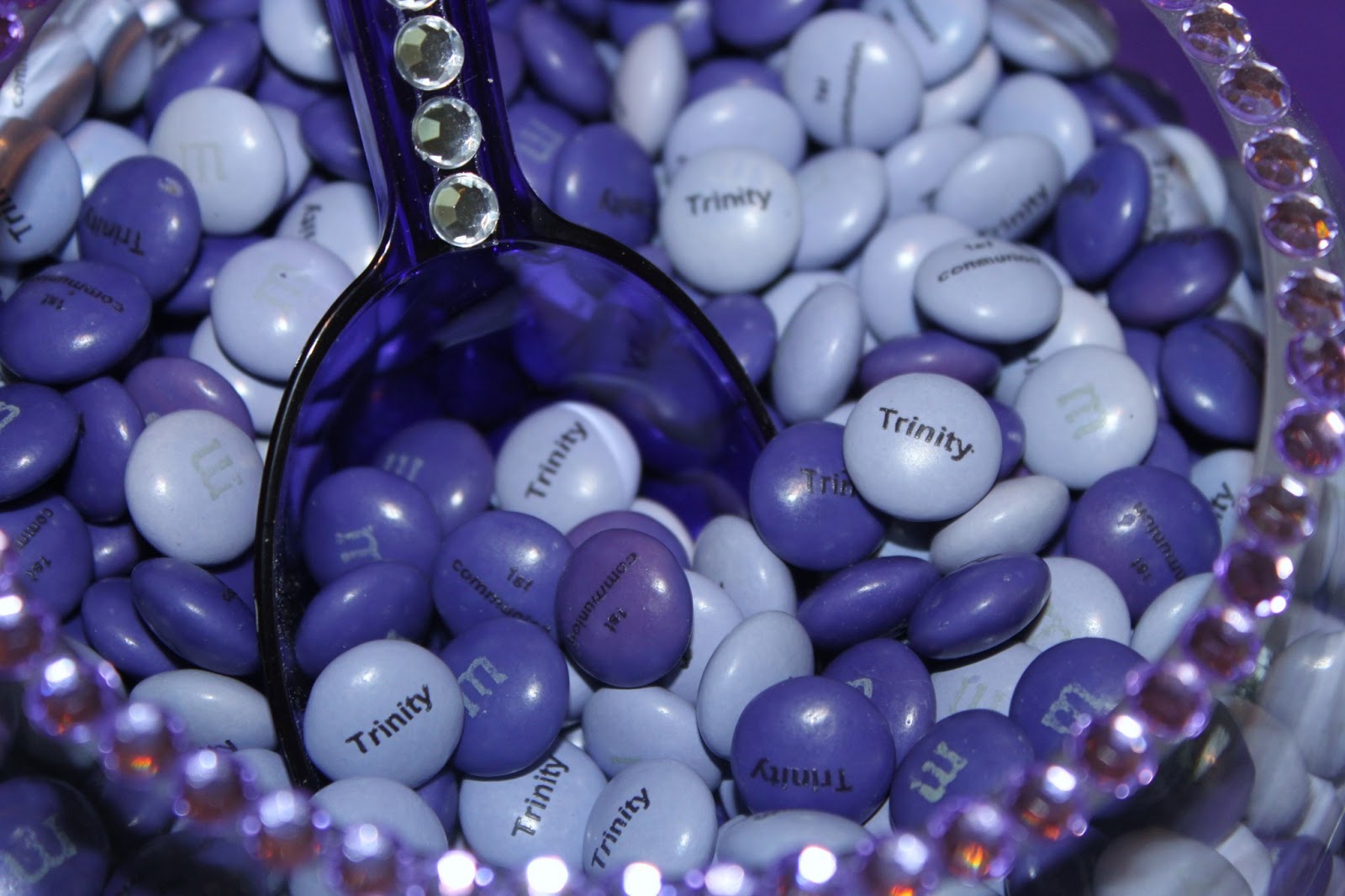 My little cottage in the making: PURPLE BLING CANDY BAR