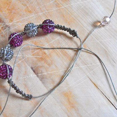 Another Shambala Bracelet Tutorial! / The Beading Gem