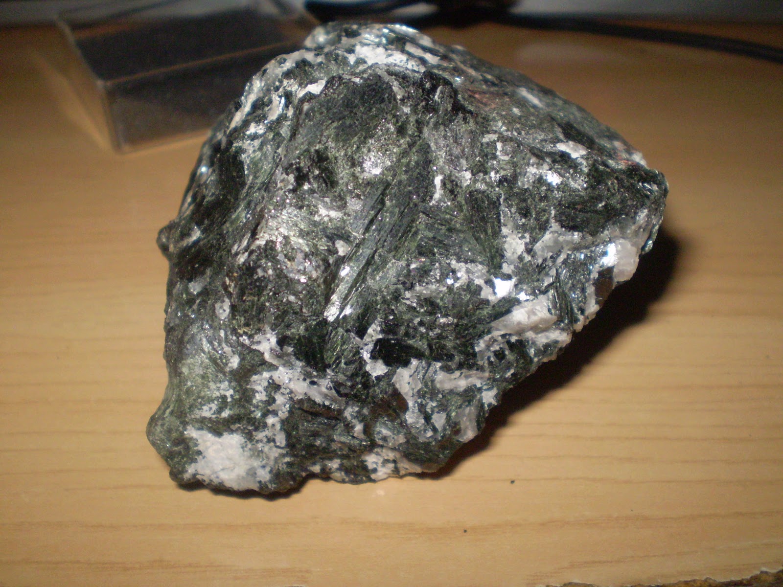 Blog de campo y minerales: 23 Mineral Diopsido