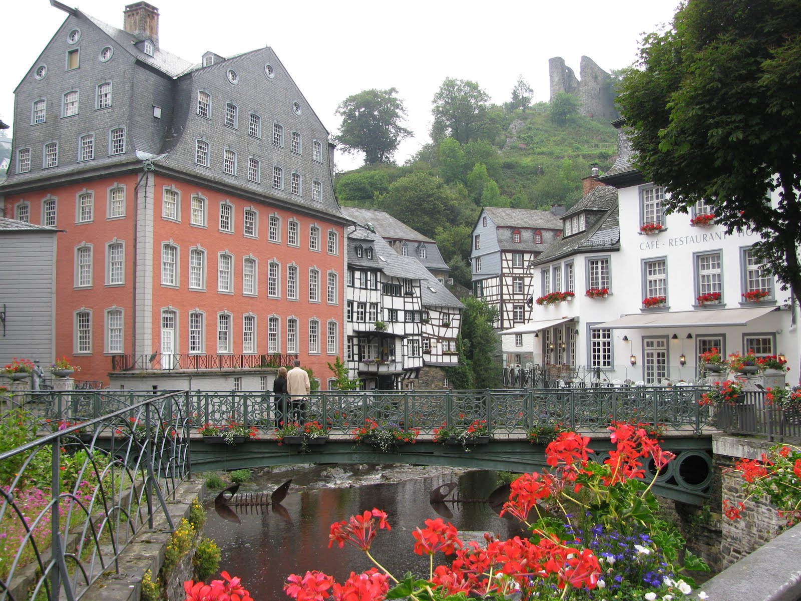 BelgiumBarb: The Moms in Monschau, Germany