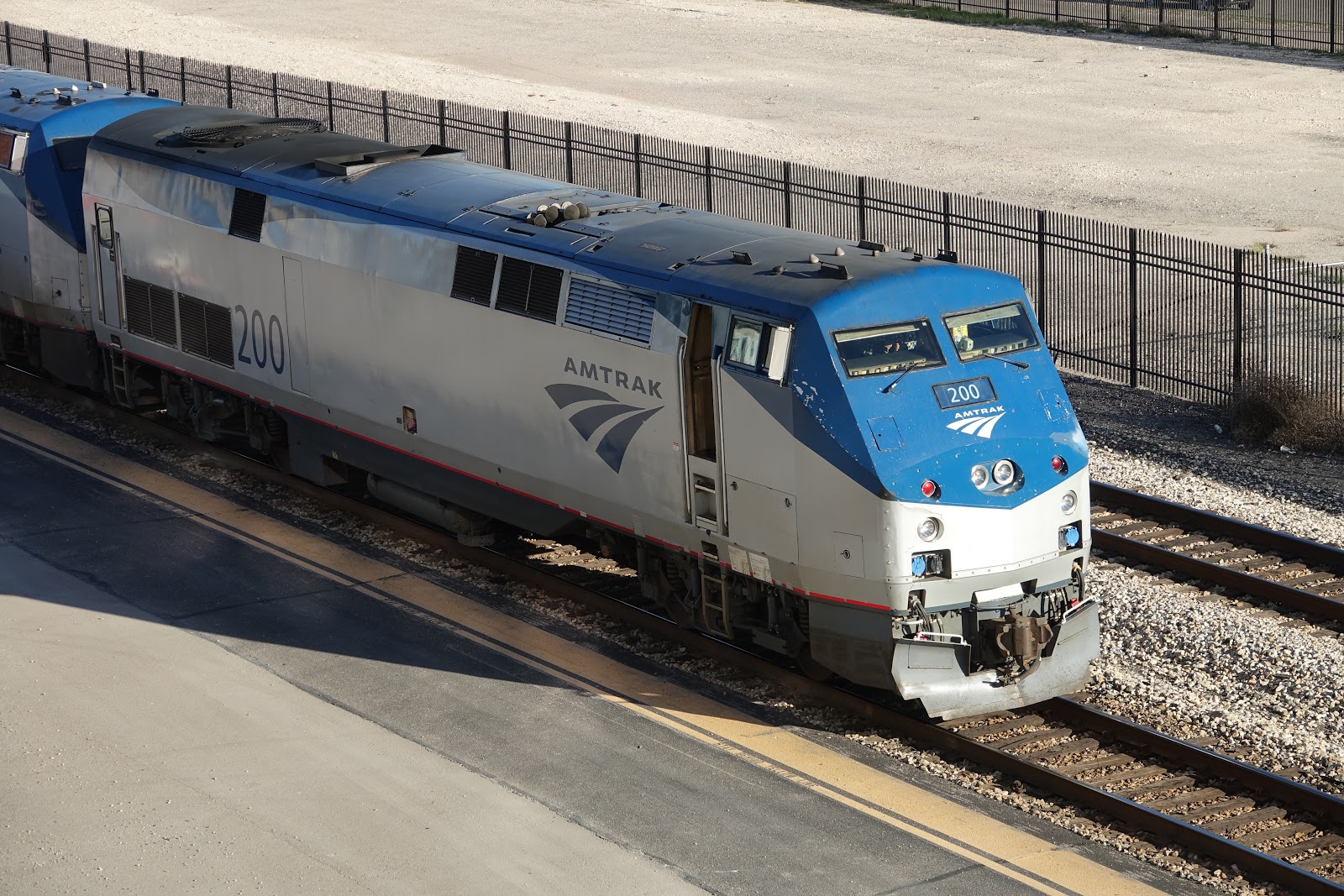 Blair's 鐵道攝影: AMTRAK P42DC #200