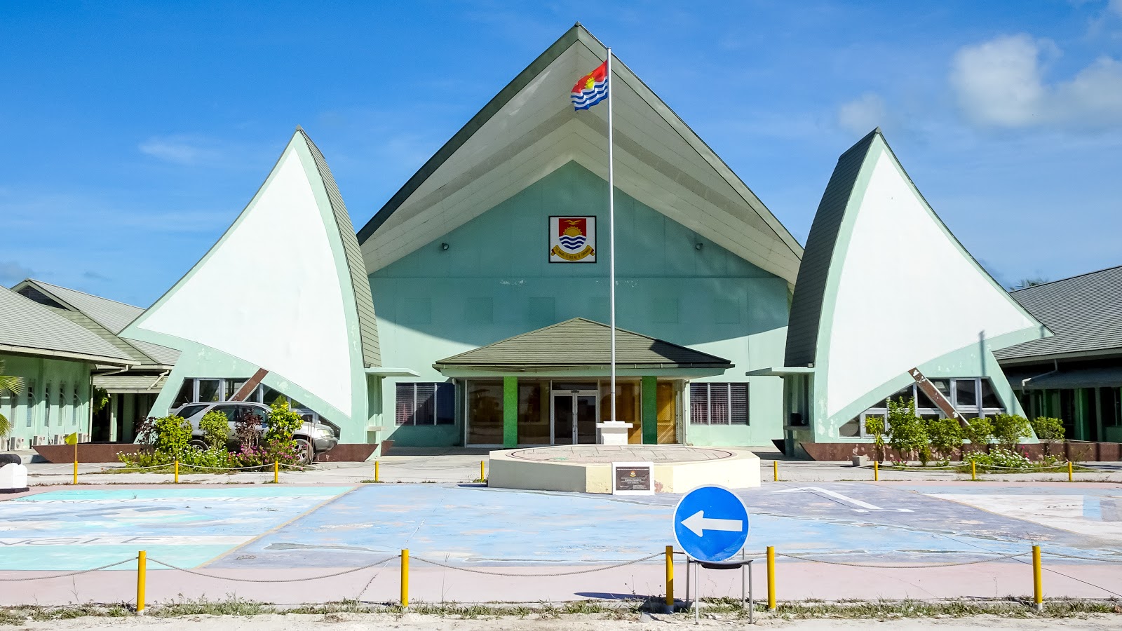 Kiribati - A round of bingo before drowning? - Sven's Travel Venues