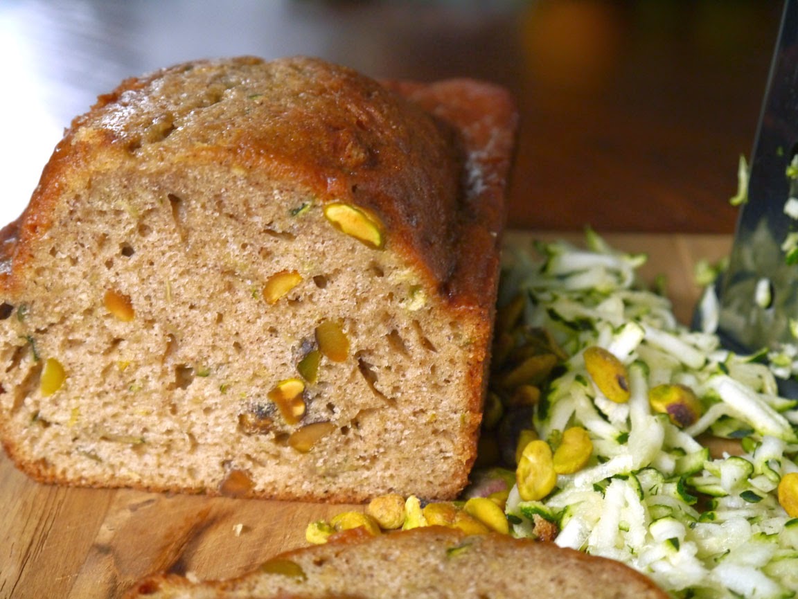 NY FoodGasm: Half the Fat Zucchini Bread