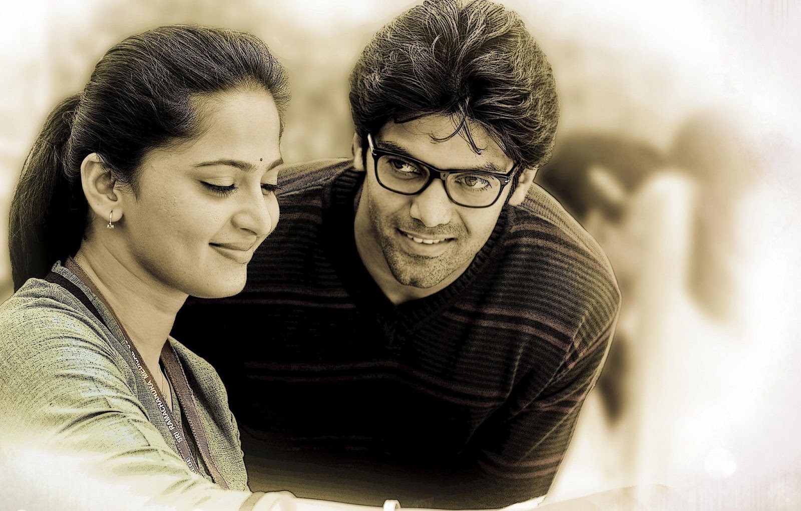 Tamil Film Posters: Irandam Ulagam