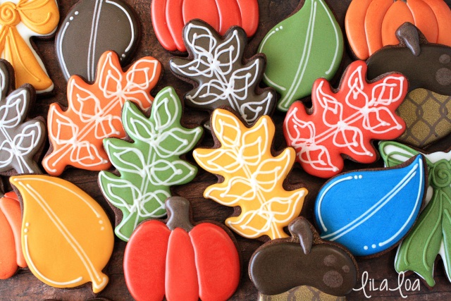 How To Make Fun Fall Leaf Decorated Cookies how-to-make-fun-fall-leaf-decorated-cookies