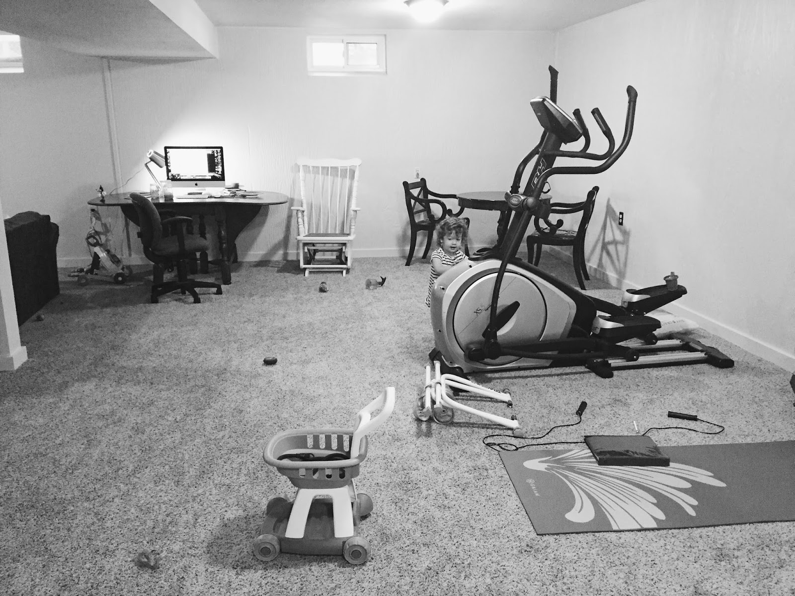 7QT #52: basement blogging, furniture, & links