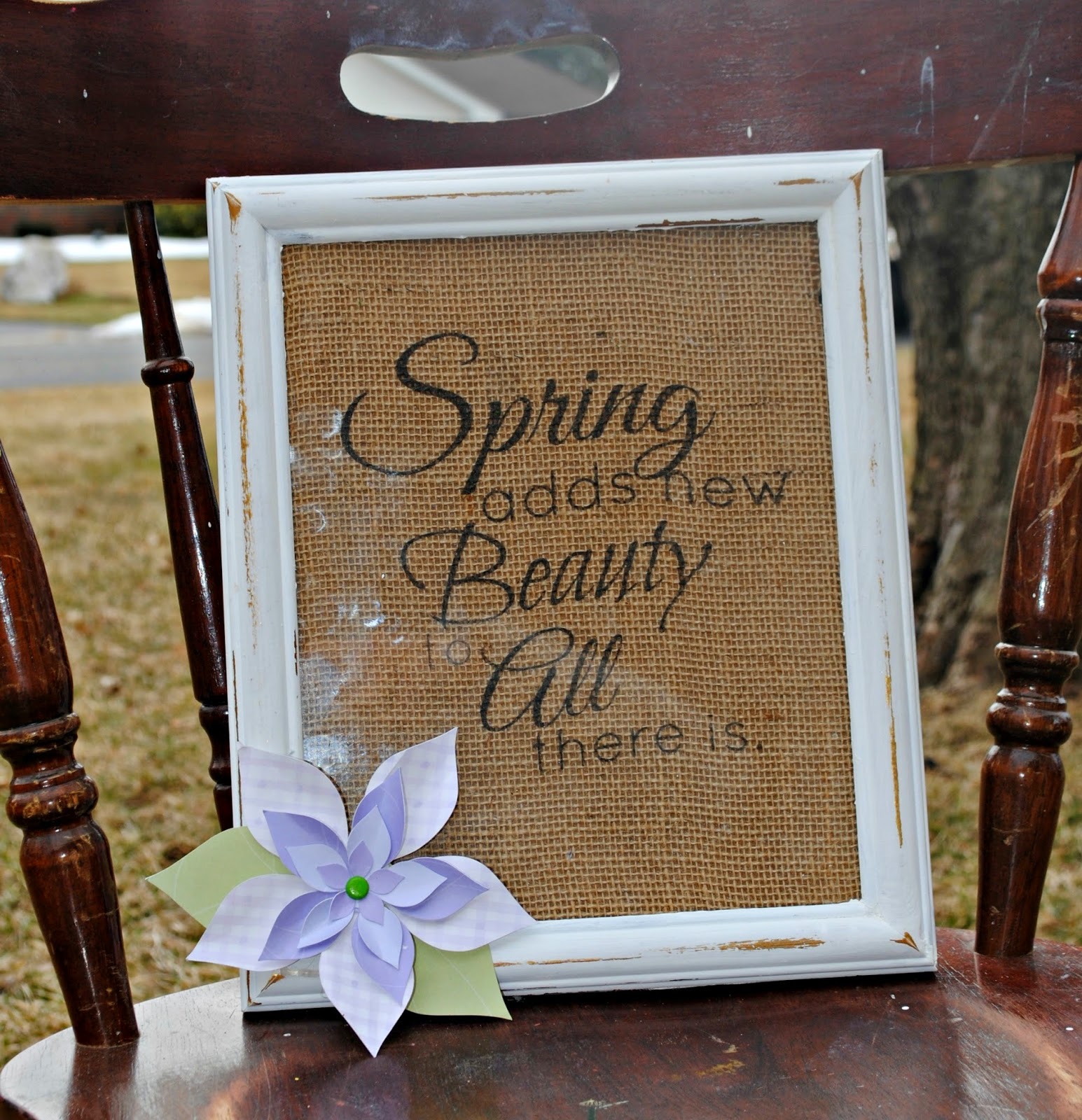 Two It Yourself: Framed Burlap and Paper Flower Spring Sign