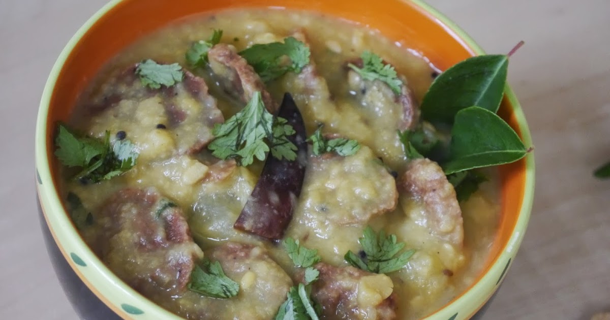 A Peek into My Kitchen: Suraikkai / Bottle Gourd Paruppu with Kuzhambu ...